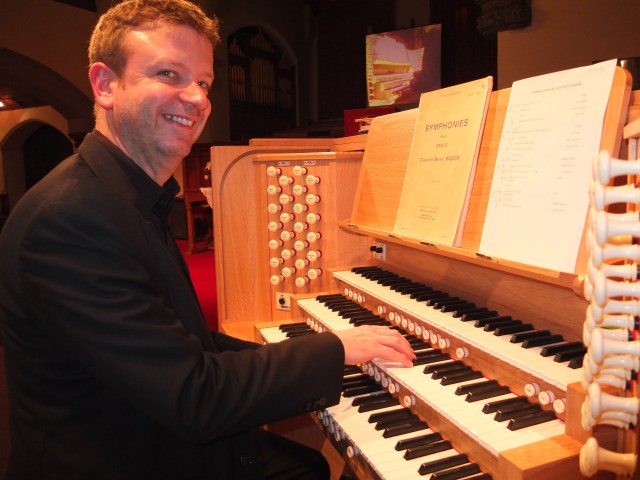 Neil Taylor fills Christ Church for Organ concert | Christ Church ...